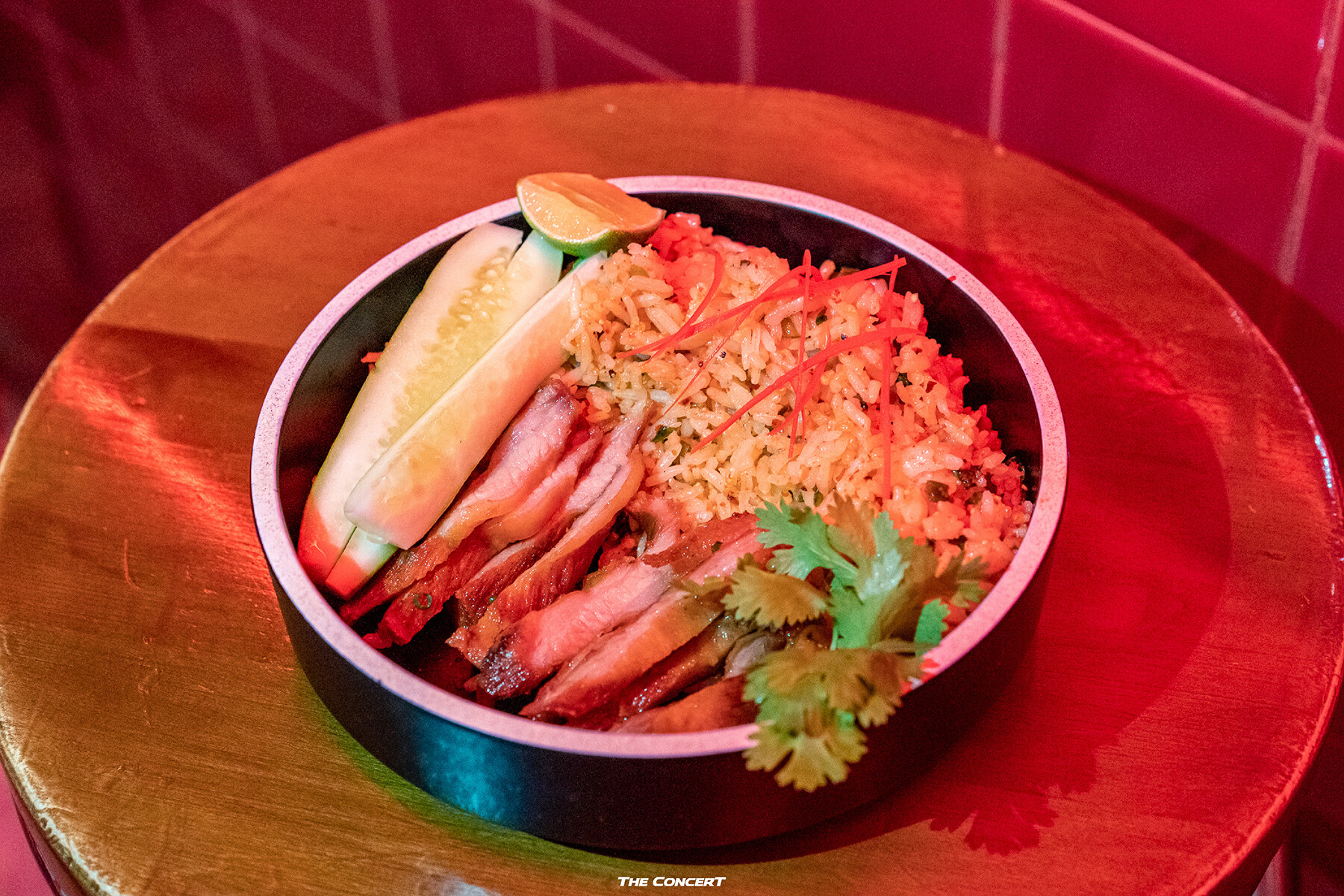 แว็บมาฟังบริทร็อค ที่ WhAb สนามเป้า