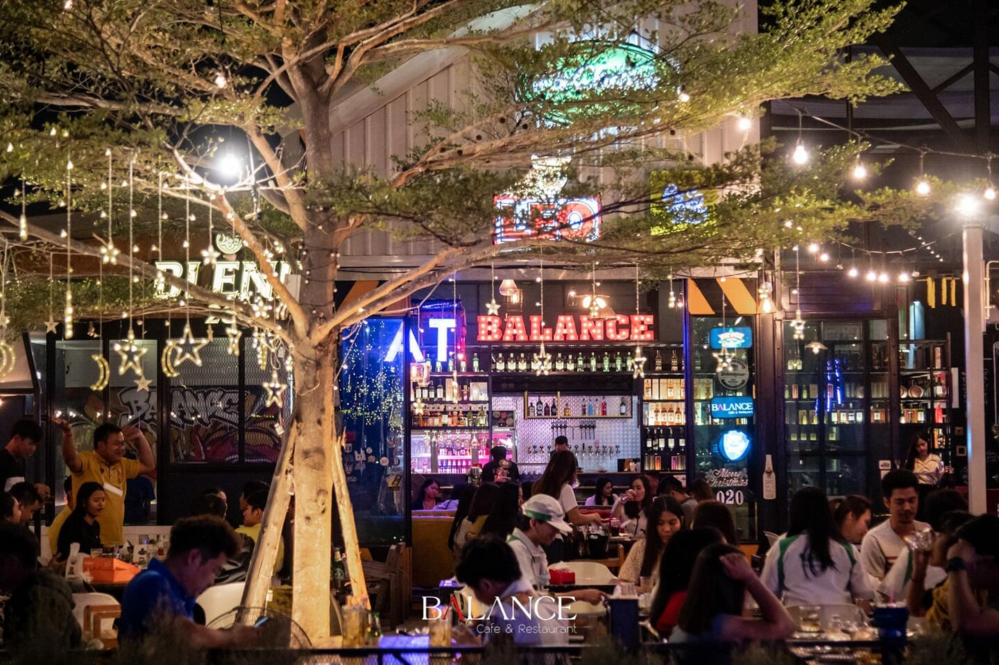 Balance Cafe'& Restaurant