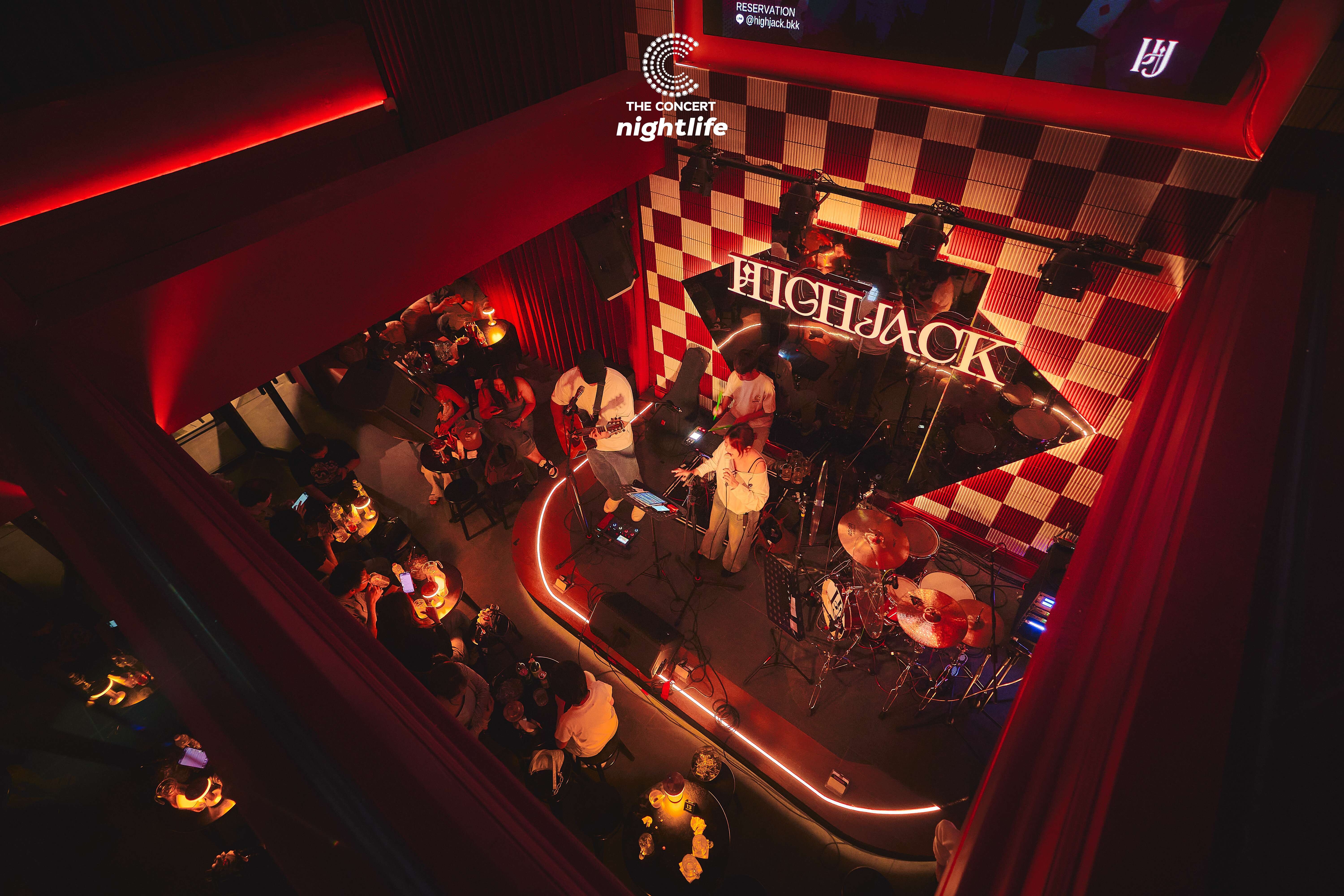 HIGHJACK BKK | บาร์เปิดใหม่สีแดงจัดจ้านย่านห้าแยกลาดพร้าว ไวป์ดี เพลง ...