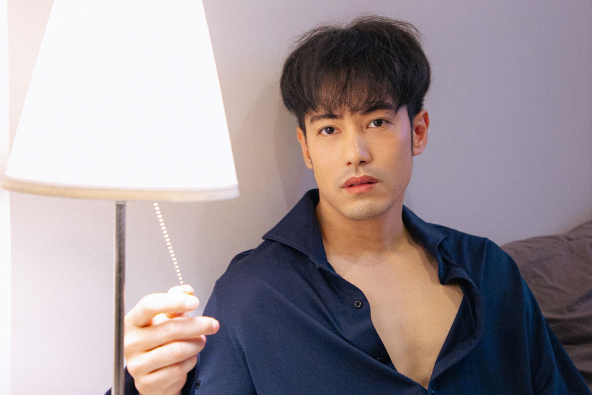 เดอะคอนเสิร์ตชวนคุย Eii Thanaphan เจ้าของเพลงสุดเหงา “นับแกะ” ที่มาพร้อมสกิลร้องและเล่นดนตรีเอง!