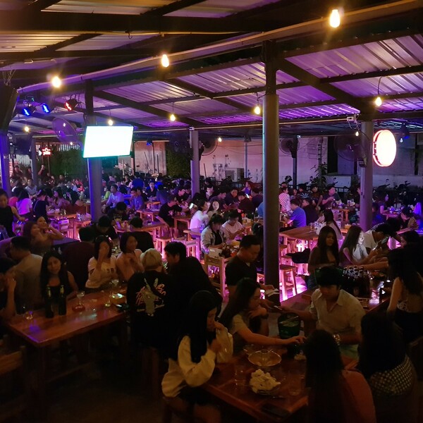 24 Bar บางใหญ่