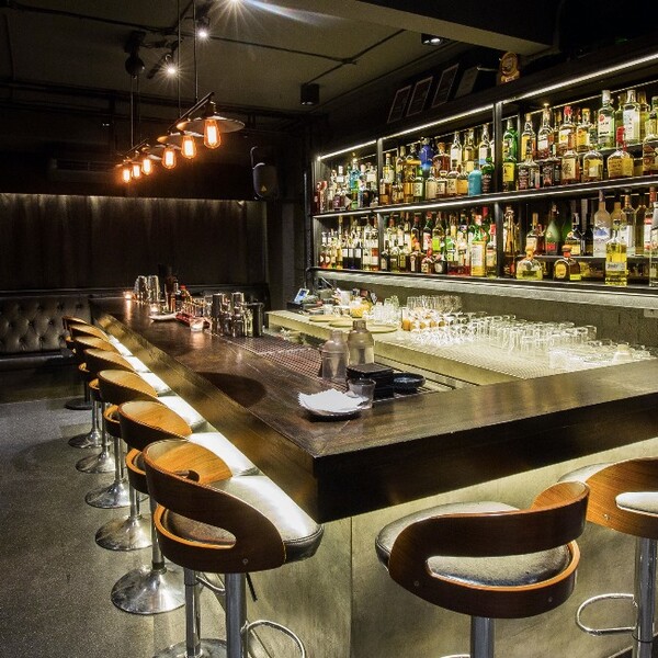 Find The Locker Room