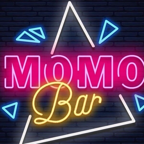 MOMO BAR